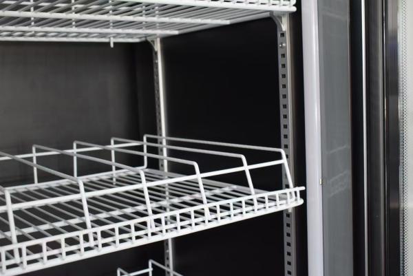 Quality Weight KG 95-160kg Glass Wine Display Cooler with Double Doors and Air Cooling for sale