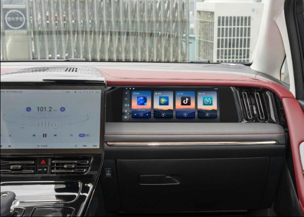 8 Core 64G Intelligent GPS Navigation Entertainment System For M8 Passenger Seat