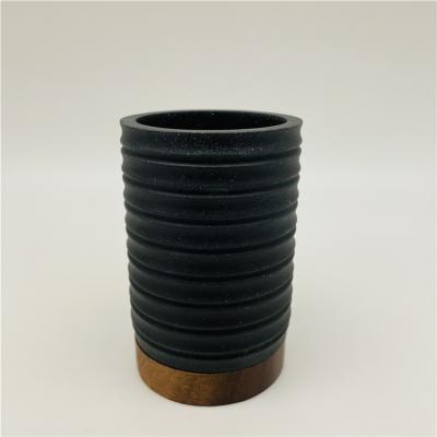 China Black polyresin Bath Accessories Set Vertical Stripe Circles with wood base for sale