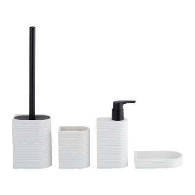 Cina 4pcs bianco e colore sabbia accessori da bagno unici con linea circolare spazzolino bianca. in vendita