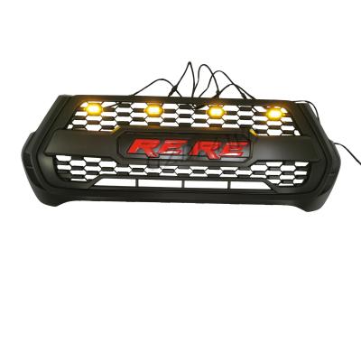 Cina Ricambi auto Front Grille LED per TOYOTA Hilux Revo 2020 2021 maglie della griglia del LED in vendita