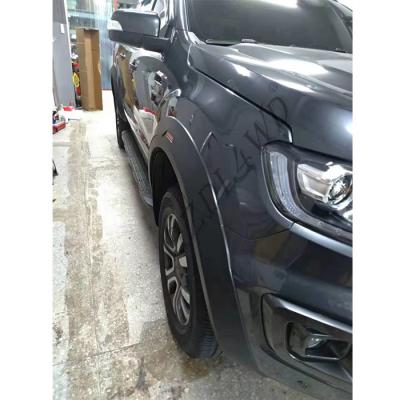 Cina Ford Ranger T7 T8 Matte Black Wheel Arch Flares 2015-2019 con luce in vendita