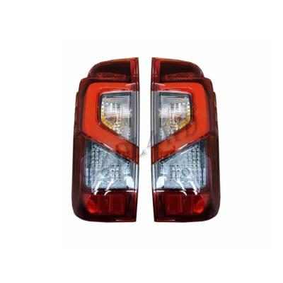 中国 日産・フロンティアNP300 2015のための12V LEDの自動ライト2021のトラックの普遍的な尾ライト 販売のため