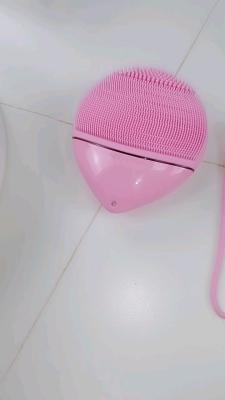 China New OEM Waterproof Pore Shrinking and  Cleaner Silicone Body Brush Electric silicon brush for sale