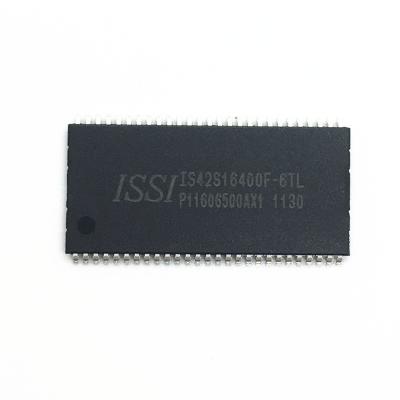 Cina Bit di IC Chip Dram IC IS42S16400F-6TL 16 di memoria di archiviazione di dati per automobilistico in vendita