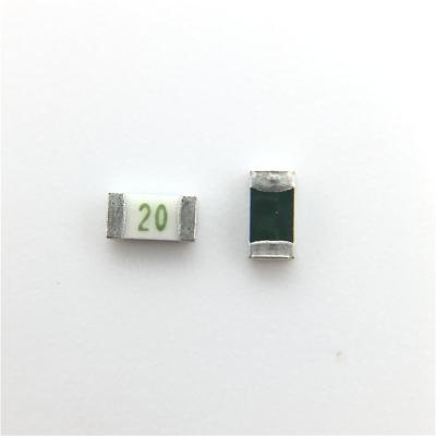 Cina La protezione di circuito fonde i fusibili di superficie Littelfuse 0501020.WR 32V 20A 1206 del supporto a corrente forte in vendita