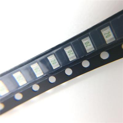 Cina La protezione di circuito fonde i fusibili di superficie Littelfuse 0501020.WR 32V 20A 1206 del supporto a corrente forte in vendita