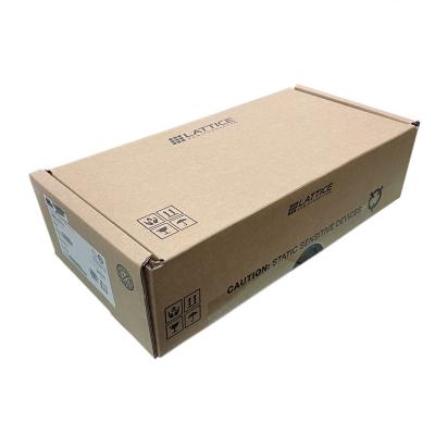 中国 LFXP2-5E-5TN144CはFPGAが176 kbitを配列するプログラム可能な論理ICに格子をつける 販売のため