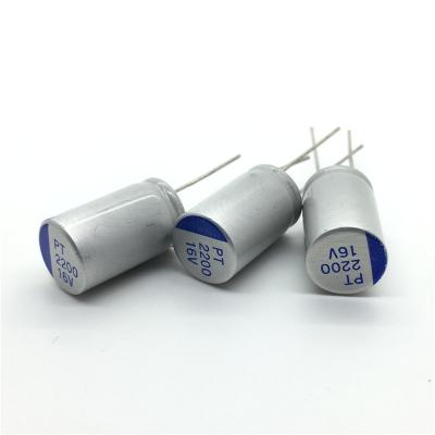 China Capacidade eletrolítica contínua do tampão de filtro baixa ESR UPL1C222M1016 do poder dos capacitores 16V2200UF à venda