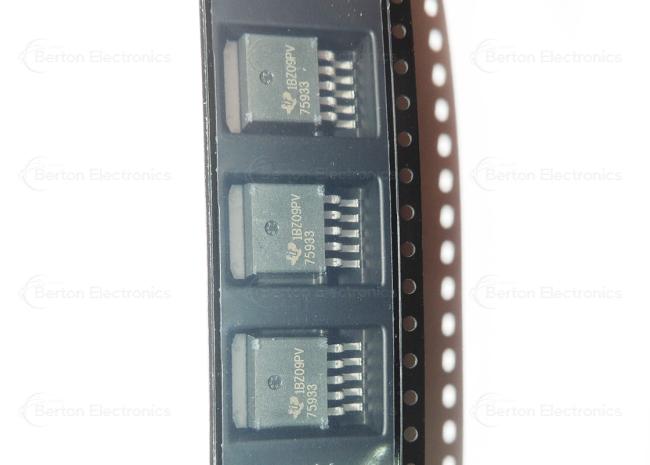 TPS75933KTTR Integrated Circuit