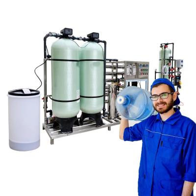 중국 3TPH 5.5kW-380-415V FRP 탱크 염기성 물 역오스모스식물 판매용