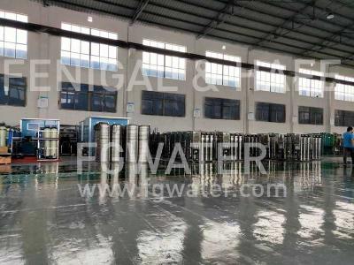 China Plc Reverse Osmosis Water Treatment System Purification Filtration Cnp Pump for sale