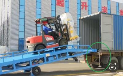 China Heavy-Duty Mobile Loading Ramp with Solid Tyres for Maximum Safety and Durability for sale