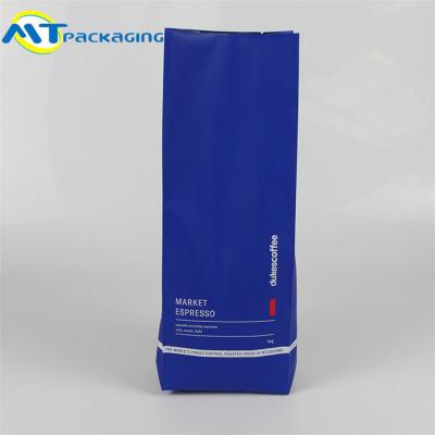 China Light Weight Stand Up Gusseted Bags , Beautiful Printing Food Grade Bags for sale