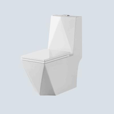 China Efficient Bathroom Sanitary Wares One Piece Wash Down Closet 370x680x835mm for sale