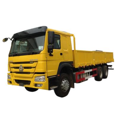 Cina SINOTRUK HOWO Camion 380 CV 400P 430 CV 6×4 Recinzione Cargo Camion trasporto su strada in vendita