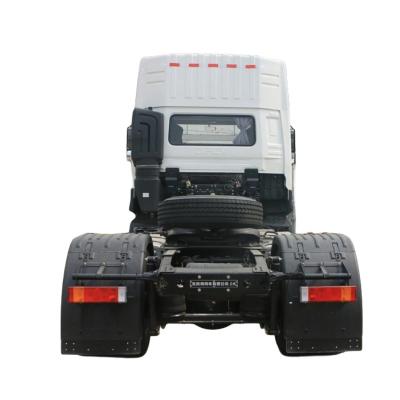 Cina Dongfeng Isuzus Sinotruk HOWO Shacman FAW 6*4 Tractor Truck fornitore in vendita