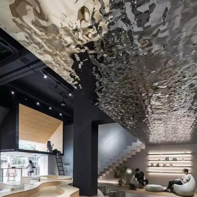 Cina L'ondulazione dell'acqua della lamiera di acciaio di SEDERE 304 1*2M Wall Panels Stainless ha martellato il piatto decorativo in vendita