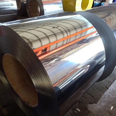 Cina Lo strato laminato a caldo di acciaio inossidabile 304L dei prezzi dello strato di acciaio inossidabile di JIS SS304 fabbrica l'acciaio inossidabile spesso medio in vendita