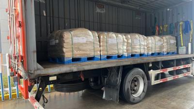 China Magnesium Fluoride with Dielectric Constant of 6.76 and Mohs Hardness of 4 for sale