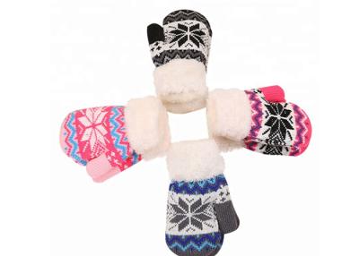 China Kids Warm Winter Accessories Knitting Christmas Brushed Deer Pattern Gloves for sale