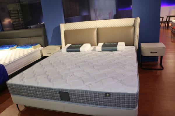Quality Bedroom 180x200cm Tencel Fabric Memory Foam Mattress Reflex for sale
