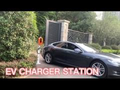50Hz 60HZ 11KW Home Car EV Charger 3G High Compatibility In School Parking Lots