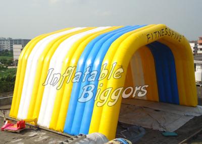 Cina Tenda foranea Airproof dell'automobile all'aperto gonfiabile della tenda sigillata giallo locativo, giocattoli di ASTM EN71 in vendita