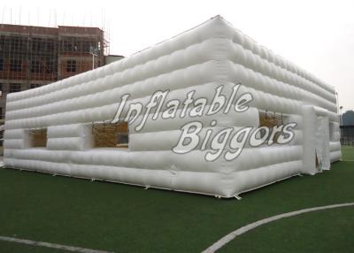 Cina Attrezzatura gonfiabile all'aperto gonfiabile del PVC della tenda del prato inglese del cortile/festa di compleanno in vendita