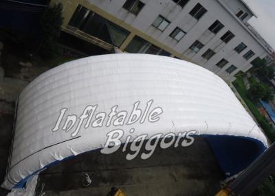 Cina Tenda gigante gonfiabile bianca del vinile del PVC/tende foranee gonfiabili resistenti al fuoco in vendita