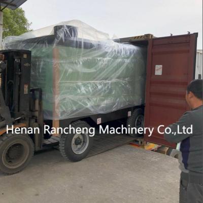 Cina 1107CFM Compressori a vite per motori diesel da 25 bar Compressori d'aria portatili per pressione da 2,5-1,8 Mpa in vendita