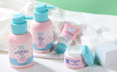 Cina Il regalo d'idratazione di Nurishing e delicato dell'ingrediente del bambino del bagno mette la fragola in vendita
