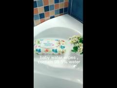 La fragranza di cura tinge delicatamente liberamente il lavaggio libero del corpo della pelle sensibile per il bambino