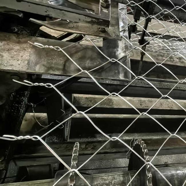 Chainlink Fence Wire Mesh specifications diagram