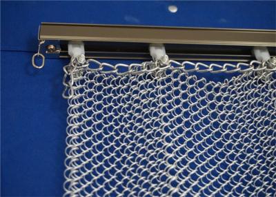 Cina Prodotto 1.2mm 5*5mm di Hall Decorative Metal Coil Curtain di mostra in vendita