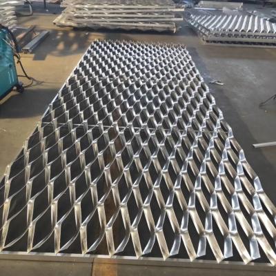 China Anodized Expanded Aluminium Mesh Sheets 4 Feet*8 Feet For Facade Cladding for sale