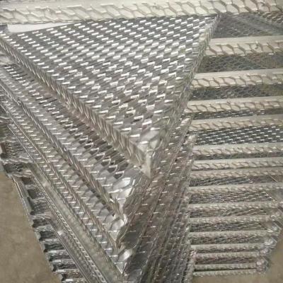 Cina Rivestimento di facciata PVDF Griglia di alluminio estesa per parete a tenda in vendita