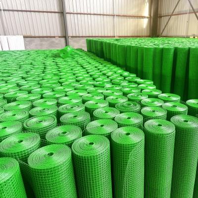 Cina Rete metallica saldata rivestita in PVC Holland per pollaio e gabbia per conigli in vendita