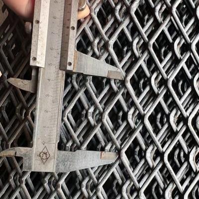 China Fencing & Industrial Expanded Metal Mesh 4x8 Sheet 0.5m-3.4m Width for sale