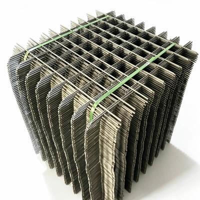 China Anti-Corrosion 304/316 Stainless Steel Welded Wire Mesh with Resistance-Welded Joints and Customizable Specifications for sale