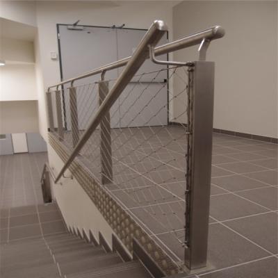 Cina 7 x maglia di Mesh Stainless Steel Diamond Wire del cavo della balaustra della scala di 7 60mm in vendita