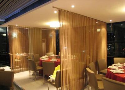Cina Schermo durevole Mesh Curtains della scintilla di Mesh Drapery Restaurant Hotel Fireplace del metallo 6x6mm in vendita