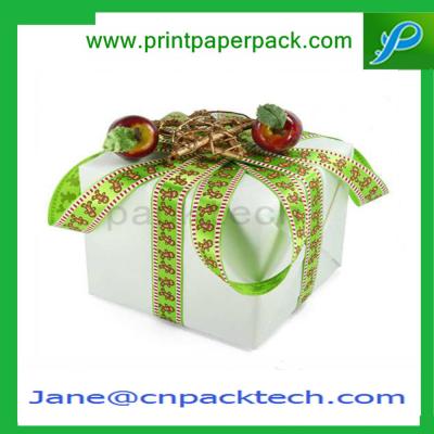 China Bespoke Printed Christmas Gift Boxes Suitcase Box Set-Up Boxes Paper Gift Box for sale