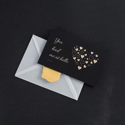 Cina Il nero 250gsm di compleanno di tocco dell'alto grado ha bronzato la cartolina d'auguri con la busta in vendita