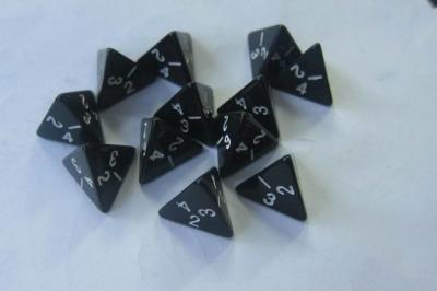 Cina Il gioco da tavolo acrilico Polyhedral su ordinazione taglia il colore a cubetti rosso verde blu giallo in vendita