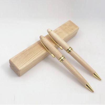 Cina Penna a sfera di legno di colore di bambù insieme del regalo da 0,5 millimetri con Logo Customized in vendita