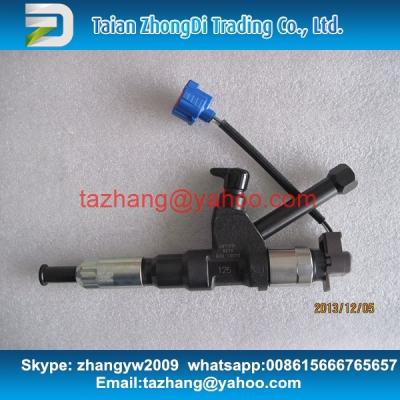 China Injector de combustível genuíno de Denso 095000-5215 para HINO P11C Kobelco SK450 095000-5214 à venda