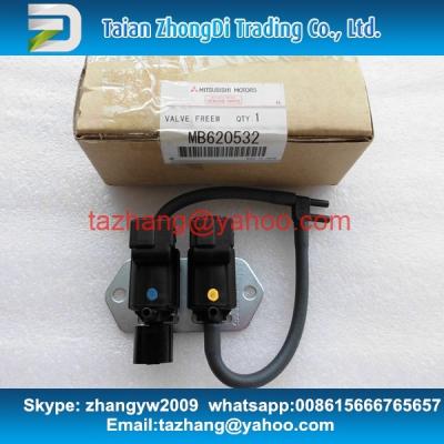 China Válvulas de solenóide de Mitsubishi Pajero V33 V43 V73, quatro válvulas eletromagnéticas MB620532 à venda