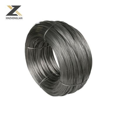 Cina SAE1040 SAE1045 SAE1070 SAE1080 Fuso di ferro galvanizzato Fuso di acciaio inossidabile Fuso di acciaio inossidabile Fosfataggio della superficie in vendita