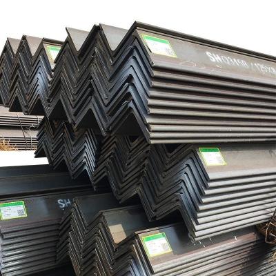 Cina 5.8m Lunghezza acciaio perforato galvanizzato laminato a caldo angolo a fessura per cornici in acciaio Lunghezza 5,8m in vendita